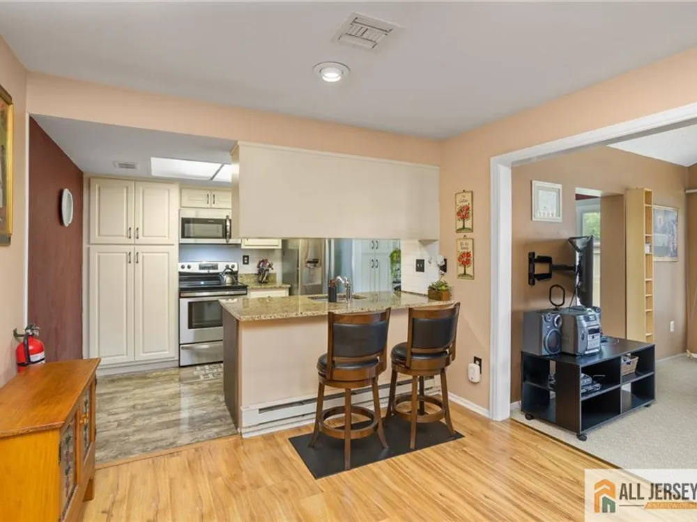 128 Balsam Plz 128b, Monroe, Nj 08831 | Clearbrook | 55+ Home For Sale