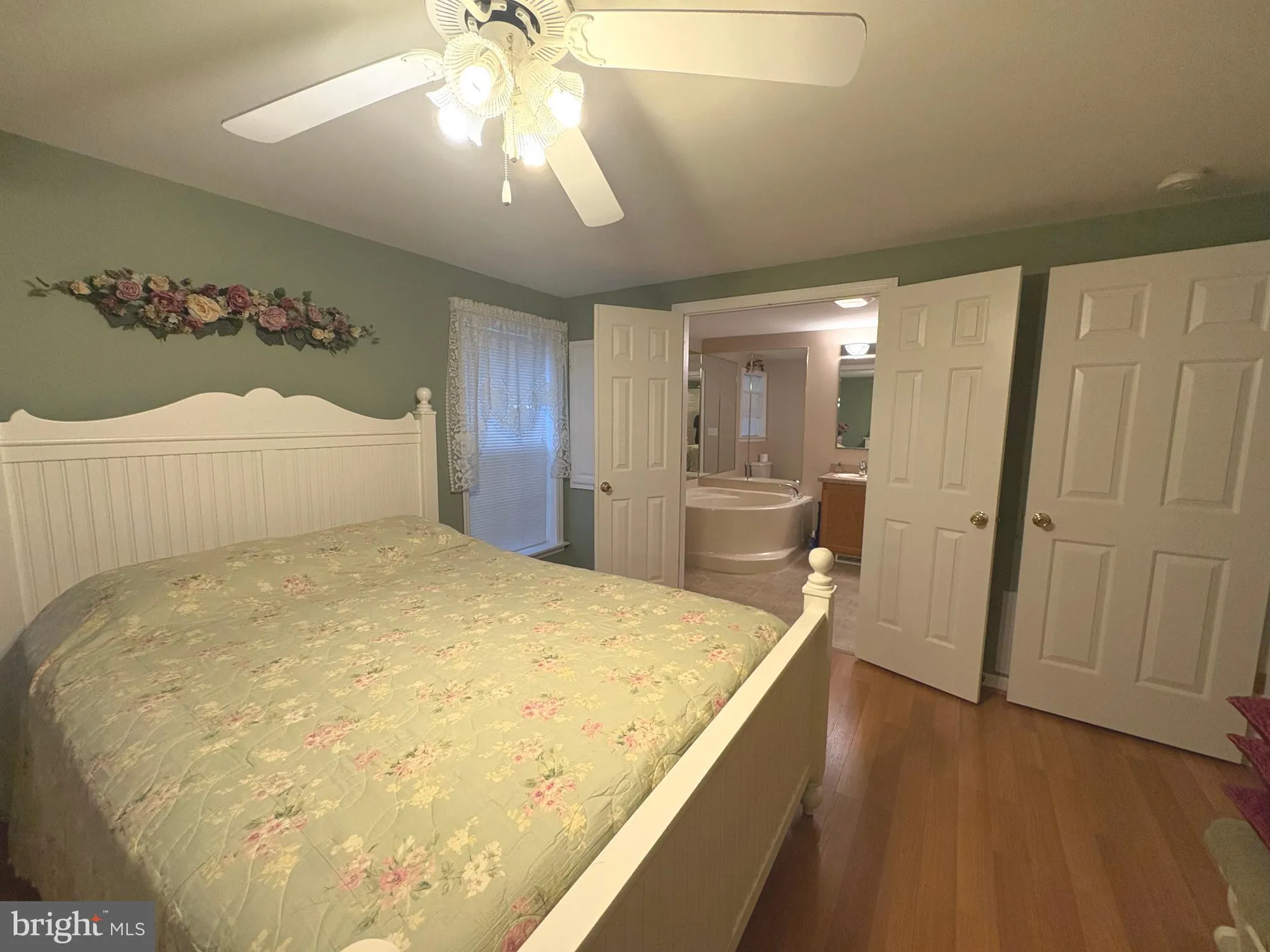 30 FORT LEE DR, MANAHAWKIN, NJ 08050 | Perry’s Lake | 55+ Home For Sale