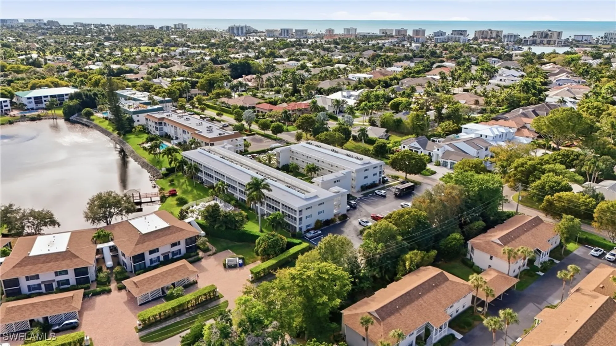 3150 BINNACLE DR 1D, NAPLES, FL 34103 | Moorings | 55+ Home For Sale