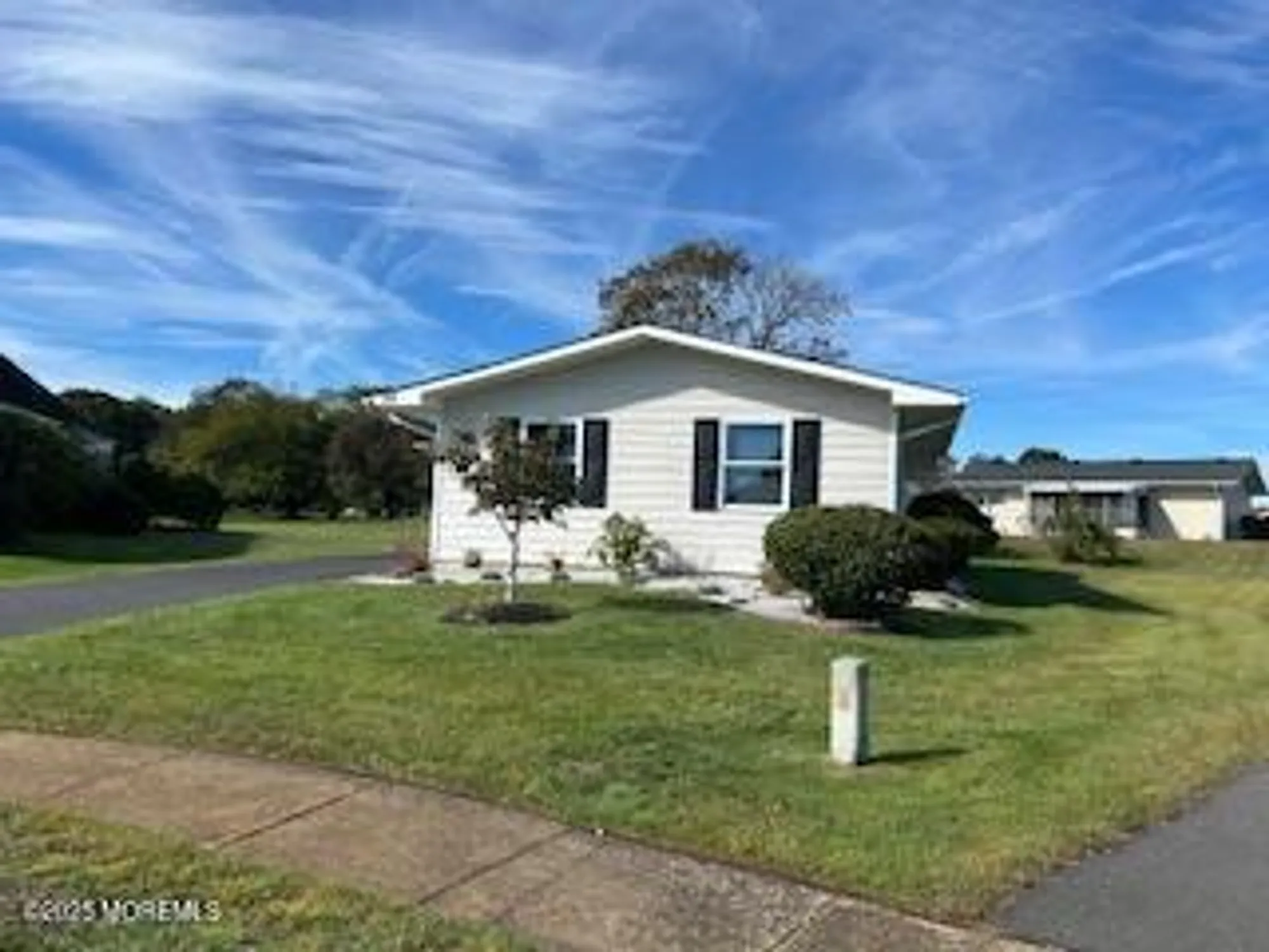 159 CLAY CIR, BRICK, NJ 08724 | Greenbriar I | 55+ Home For Sale