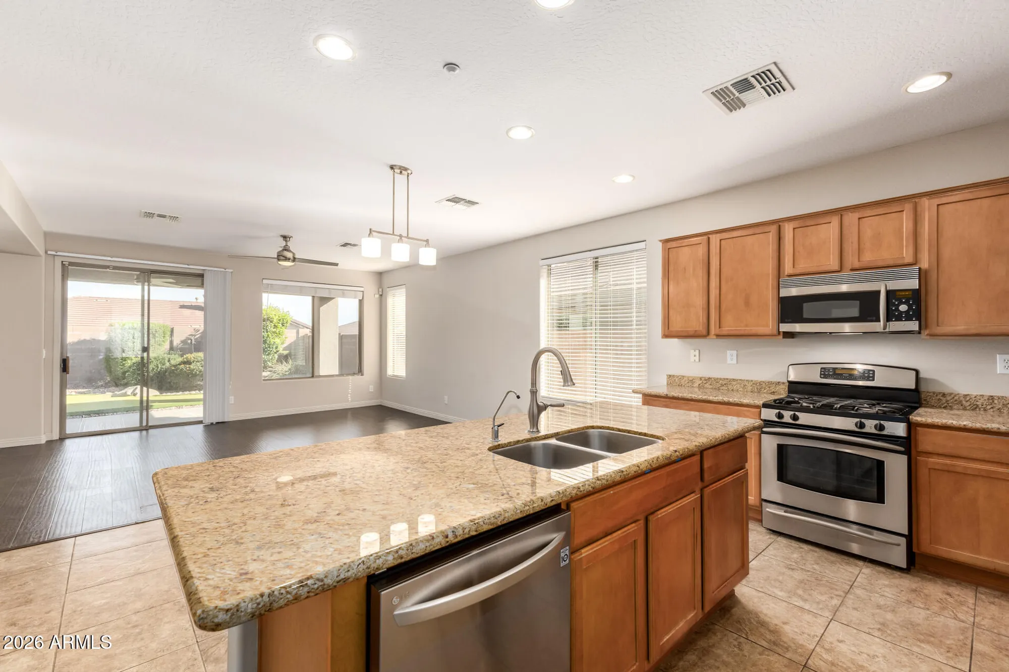 41105 N PRESTANCIA DR, PHOENIX, AZ 85086 | Anthem Country Club | 55 ...