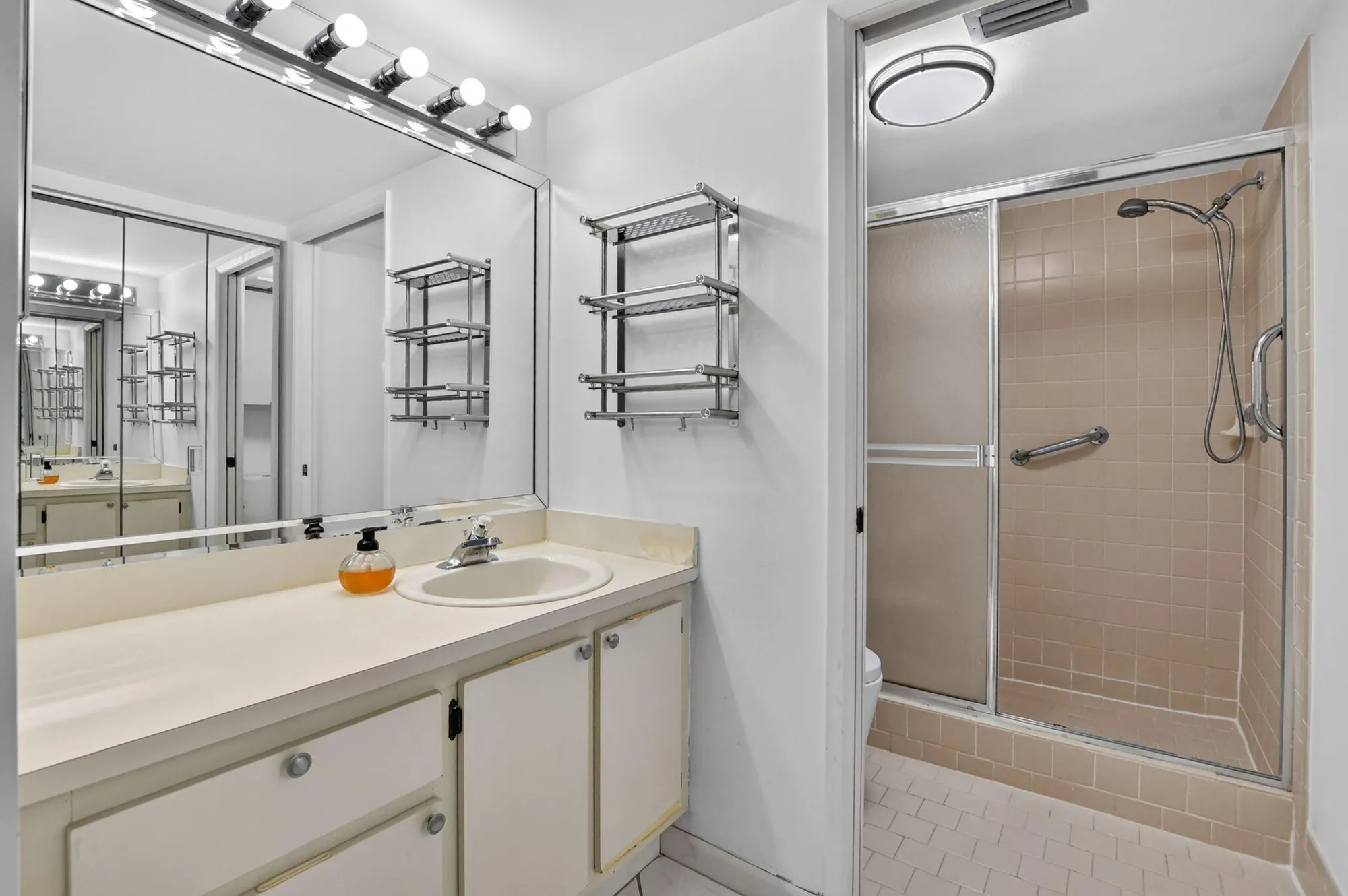 9095 FLYNN CIR 6, BOCA RATON, FL 33496 | Town Villas | 55+ Home For Sale