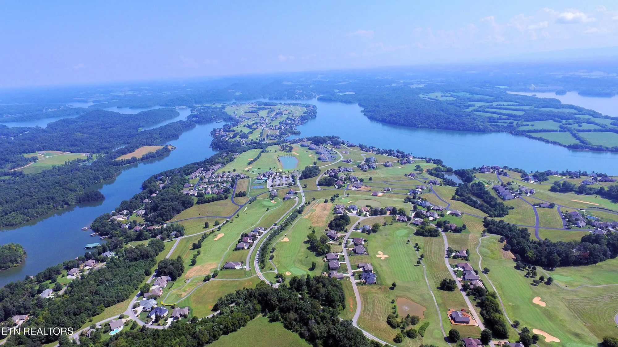 275 ROCK POINT DR, VONORE, TN 37885 | Rarity Bay | 55+ Home For Sale