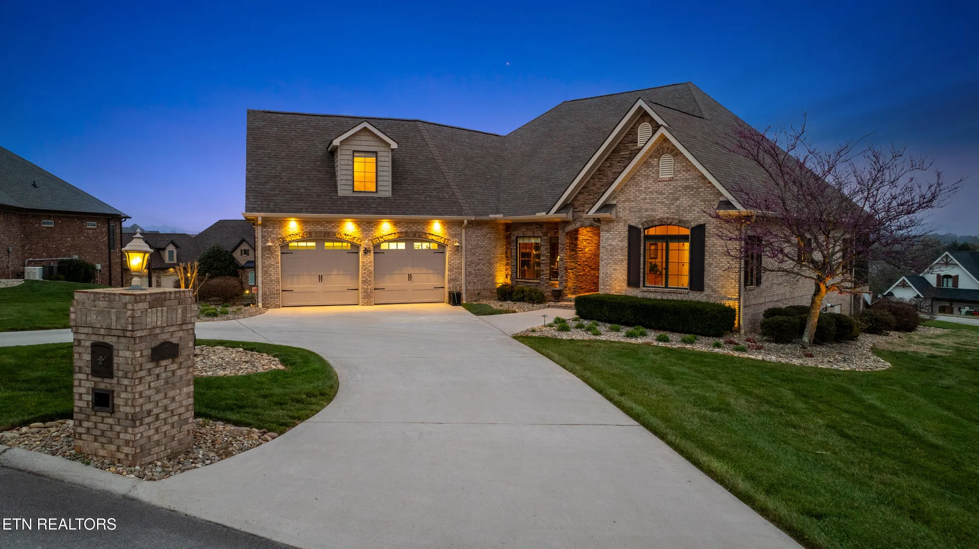 117 RED HAWK DR, VONORE, TN 37885 | Rarity Bay | 55+ Home For Sale