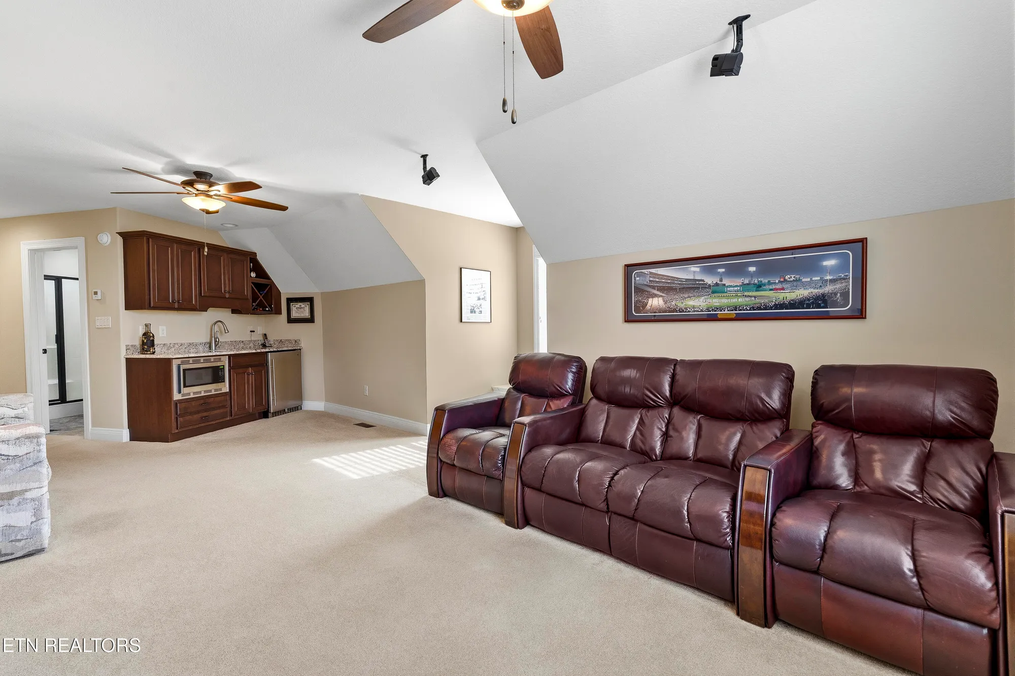 117 RED HAWK DR, VONORE, TN 37885 | Rarity Bay | 55+ Home For Sale