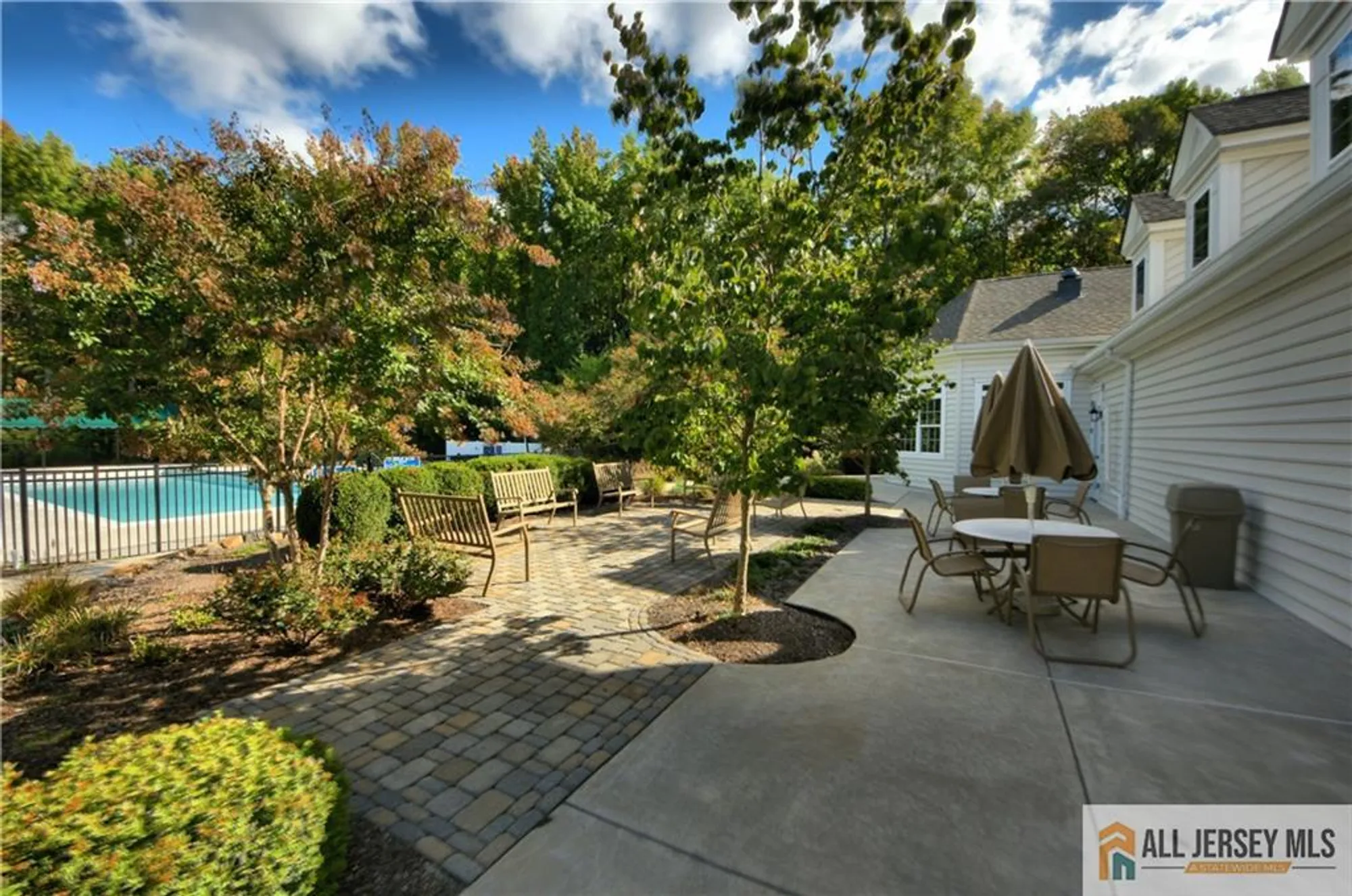 9 BELLINGHAM DR, KENDALL PARK, NJ 08824 | Princeton Manor | 55+ Home ...