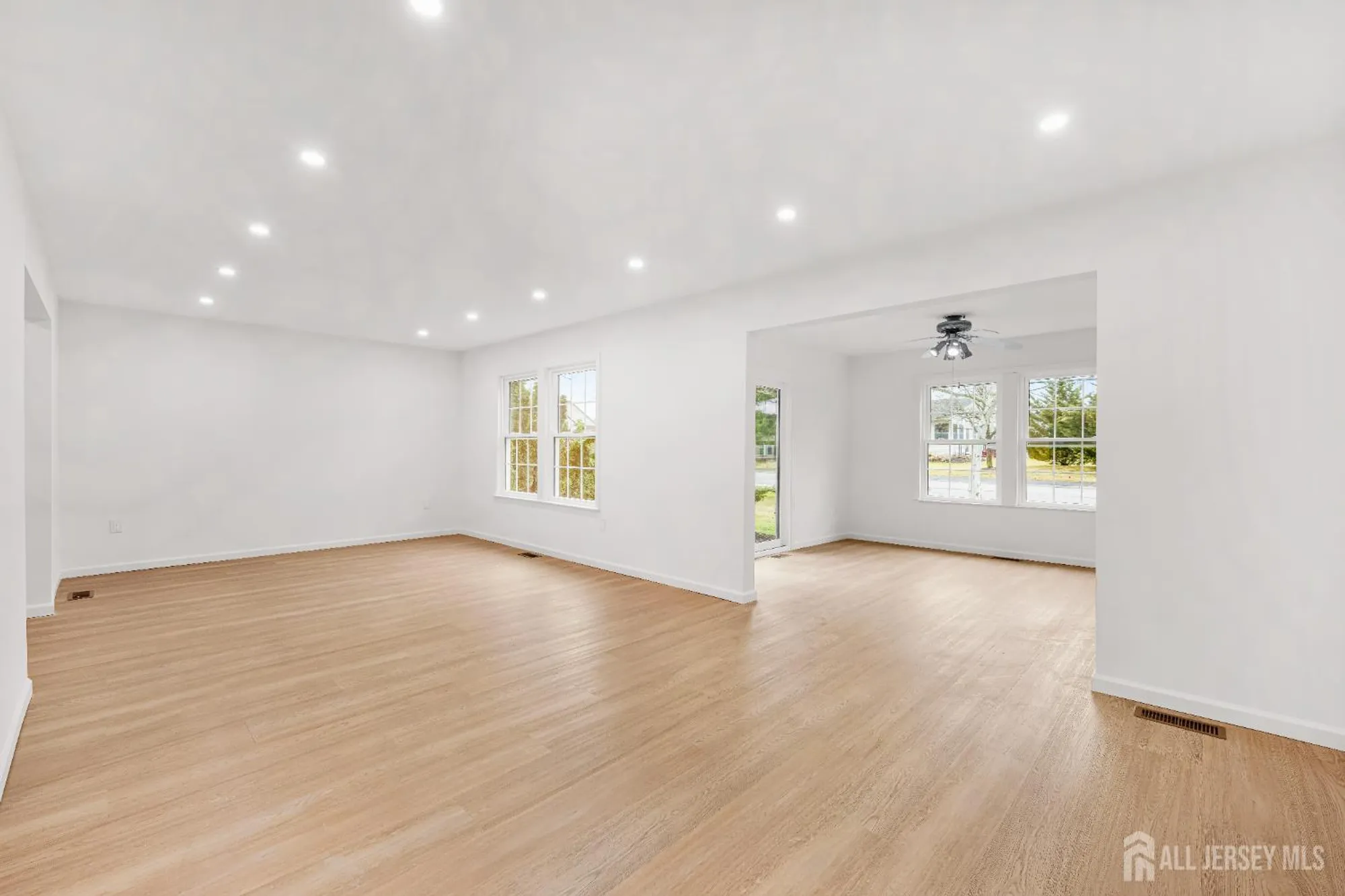 29-B HILLSBOROUGH DR, MONROE, NJ 08831 | Concordia | 55+ Home For Sale