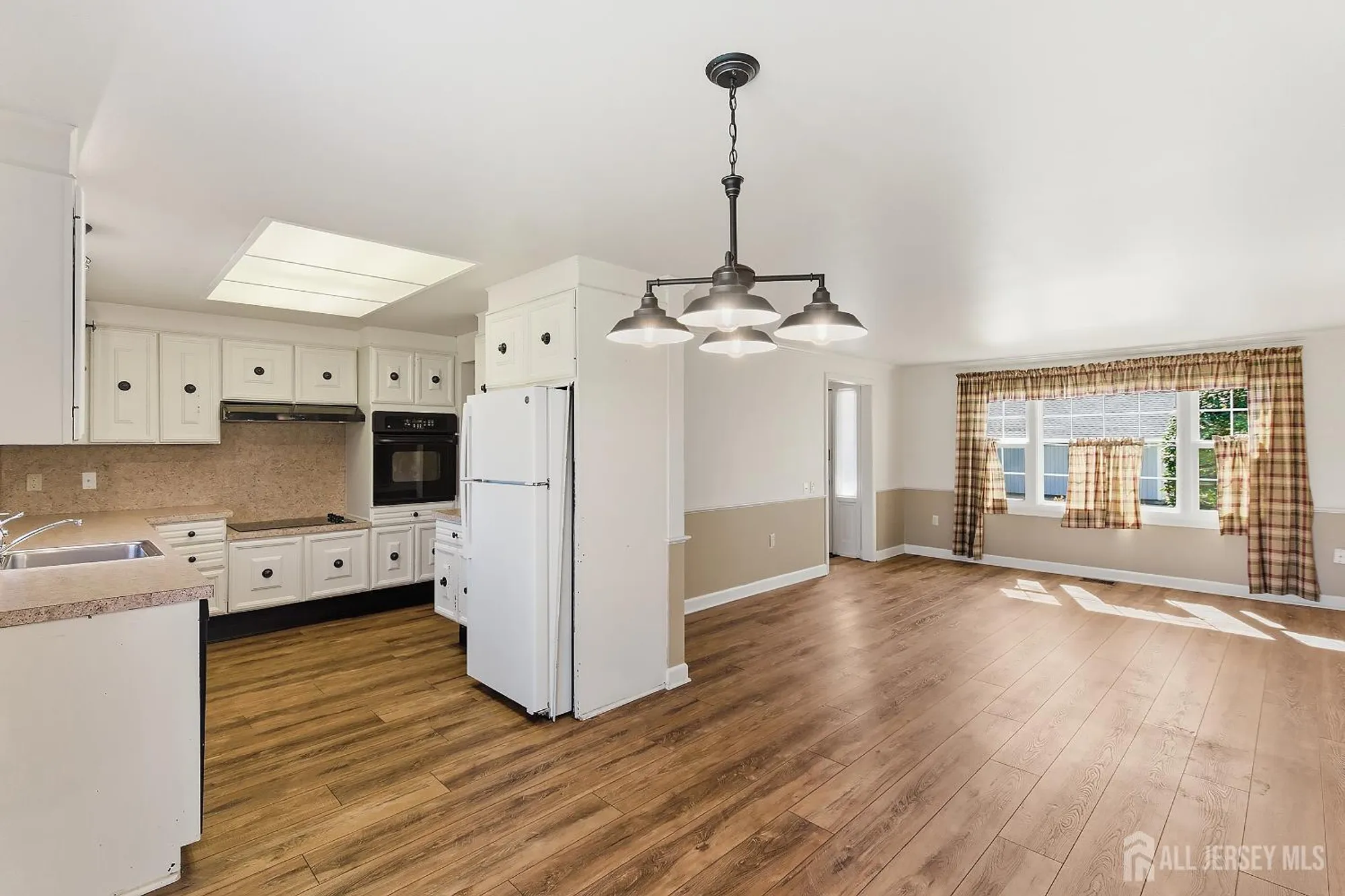 25 E ROSSMOOR DR, MONROE, NJ 08831 | Rossmoor Village | 55+ Home For Sale