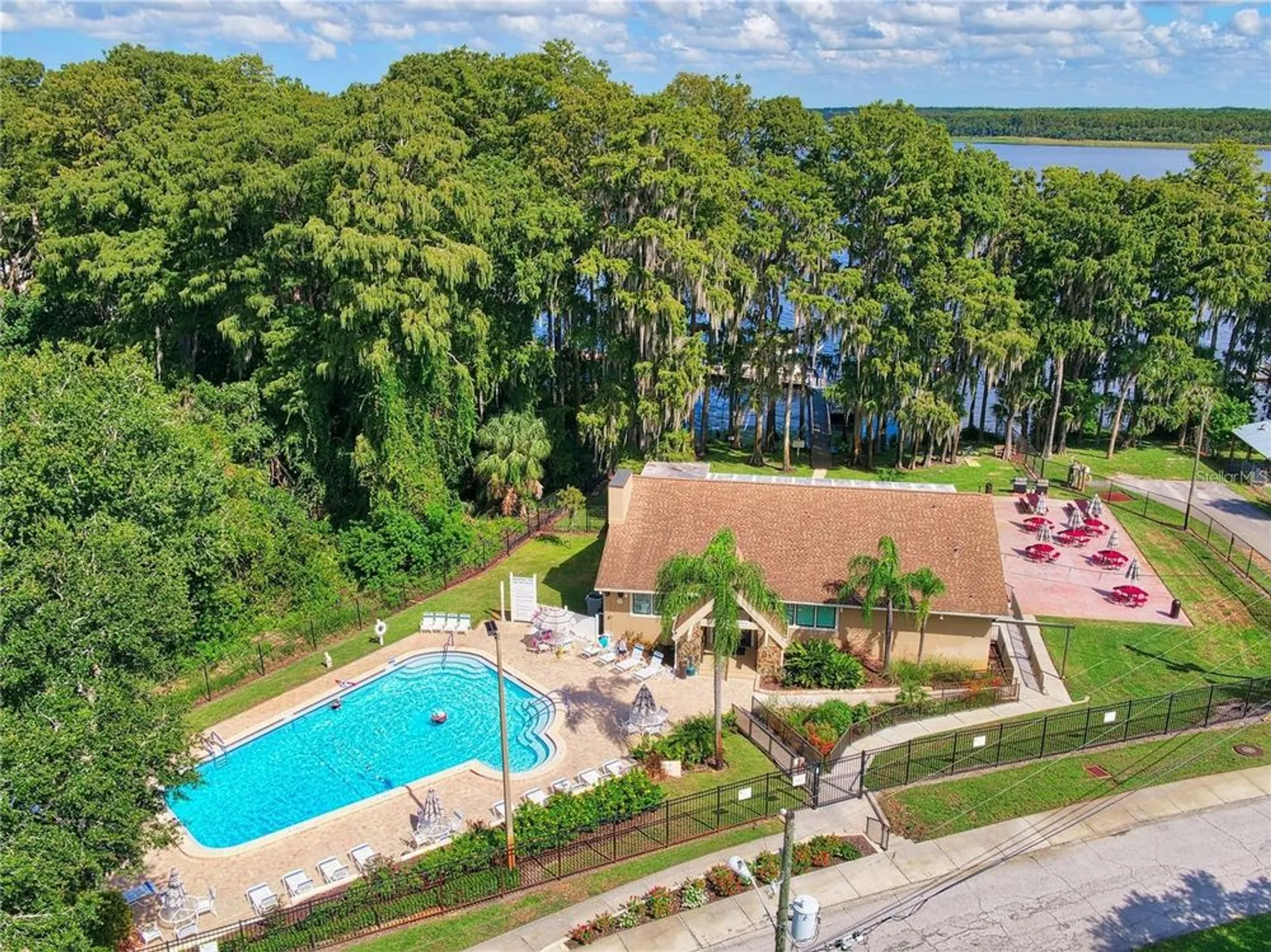 3251 MCMATH DR, PALM HARBOR, FL 34684 | Highland Lakes on Lake Tarpon ...